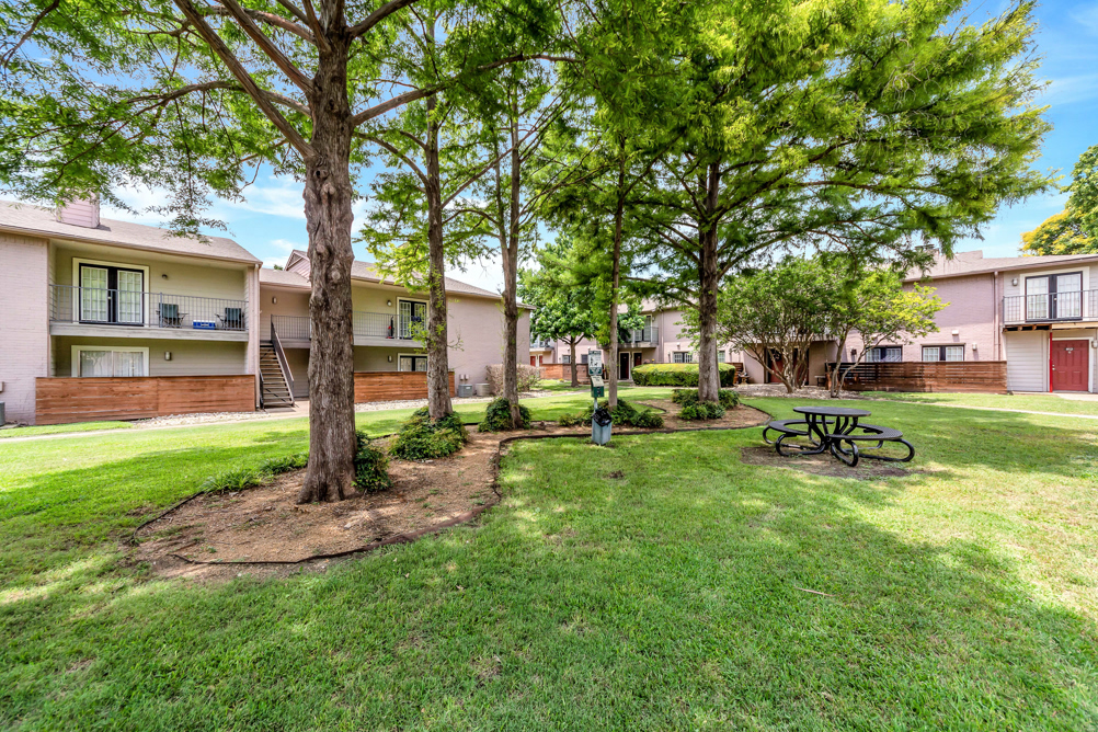 Bent Tree Park Apartments | Addison Tx